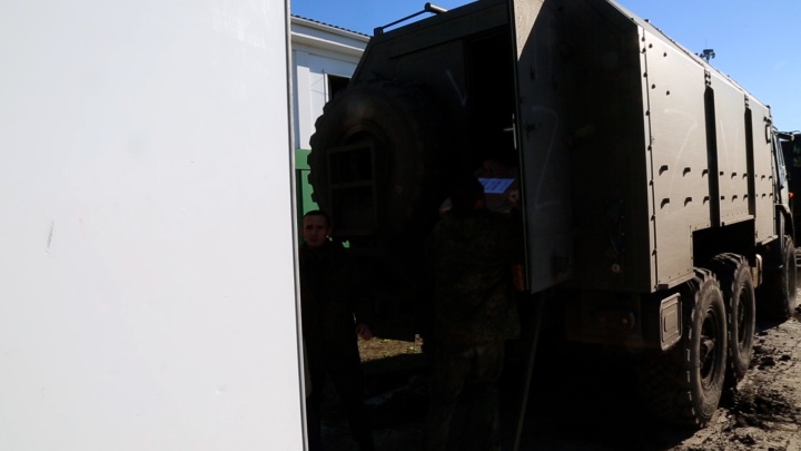 Депутат Артур Каримов отвёз груз с гуманитарной помощью в ЛНР